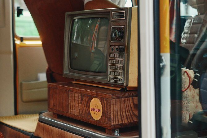 Retro Hop-on-hop-off Bonbon City Tour: Deluxe Package - FAQ