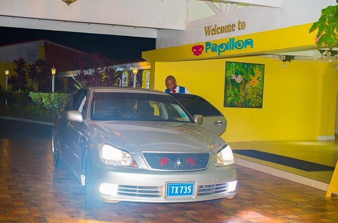 Return Transfer from Hotel to Hewanorra Airport (UVF) - One Way - Price Point and Value