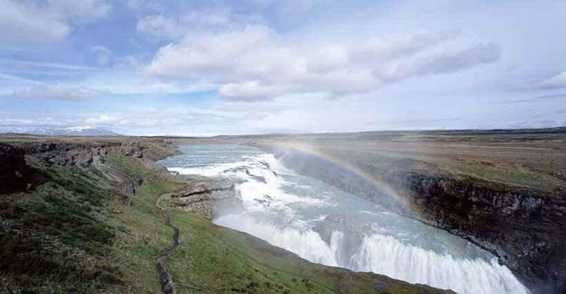 Reykjavik: Golden Circle Super Jeep and Snowmobiling Tour - A Deep Dive into the Experience