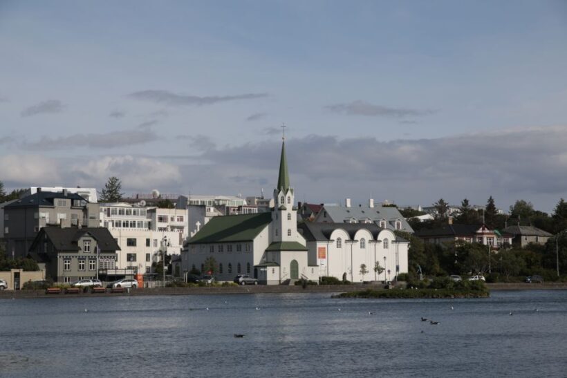 Reykjavik: Guided City Walking Tour - Starting at Arnarholl Hill and the Ingolfur Arnarson Statue