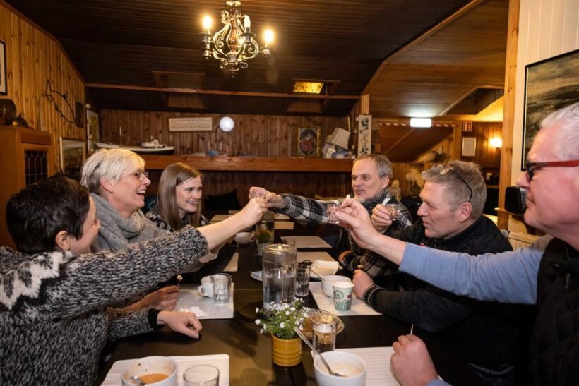 Reykjavik: Icelandic Food Tour - Starting Point: Ingólfur Square