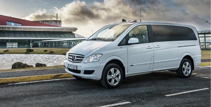 Reykjavik International Airport Private Arrival Transfer - How It Compares to Other Options