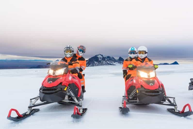 Reykjavík: Langjökull Glacier Snowmobile Tour with Ice Cave - Analyzing the Value