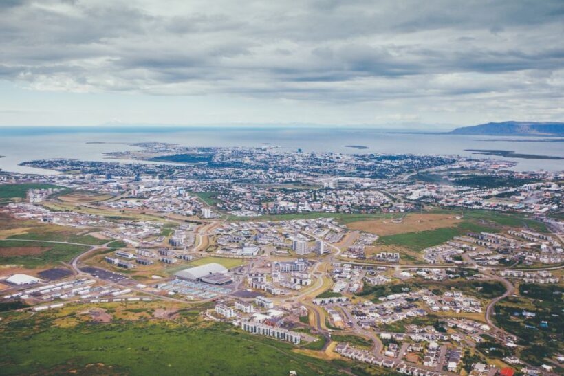 Reykjavik: Panoramic Helicopter Flight with Summit Landing - An In-Depth Look at the Reykjavik Helicopter Tour