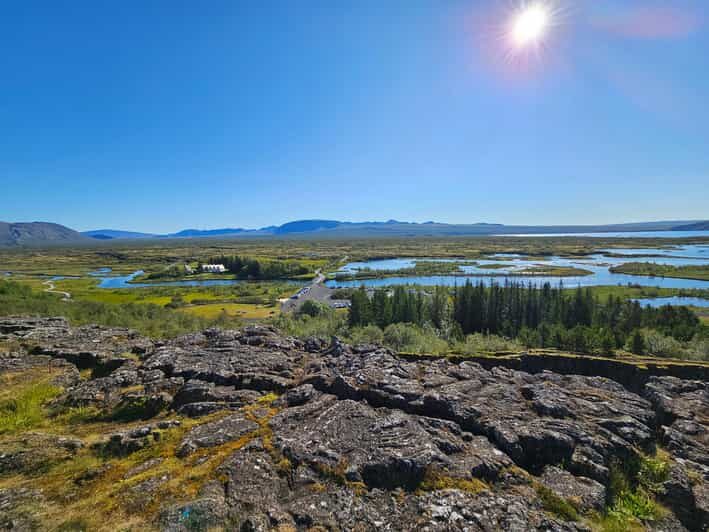 Reykjavik : Private Golden Circle Tour with Secret Lagoon - What This Tour Offers: An In-Depth Look