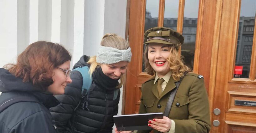 Reykjavik: WWII History Tour with a 1940's British Officer - Key Points
