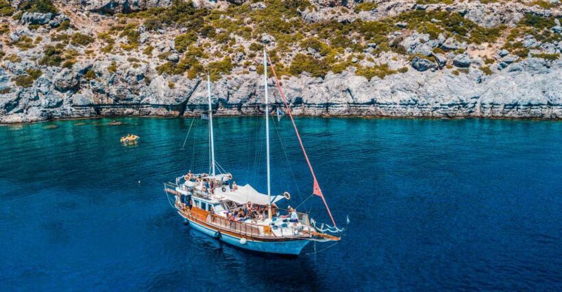 Rhodes: Cruise with 3 Stops, Lunch and Unlimited Drinks - Key Points