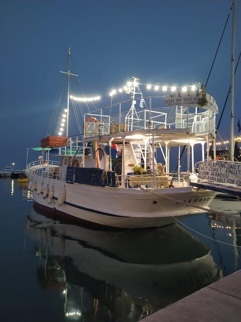 Rhodes: Cruise with free Lunch and half price Drinks - Rhodes: Cruise with Free Lunch and Half Price Drinks — A Relaxing Day on the Water