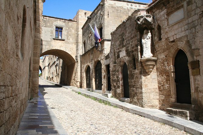 Rhodes Old Town Walking Tour (Small Group) - What to Expect on the Tour