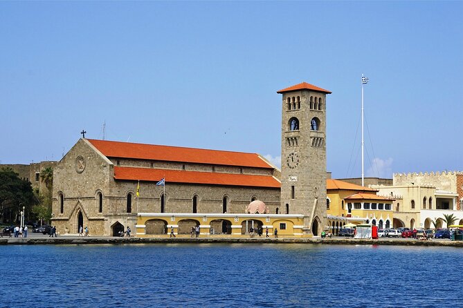 Rhodes Shore Excursion: Private Lindos and Rhodes Old Town Tour - Lunch and Local Village Charm in Haraki