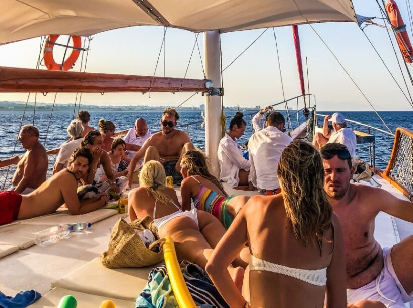 Rhodes Town: Sunset Boat Cruise with Drinks & Snacks - An In-Depth Look at the Rhodes Sunset Boat Cruise
