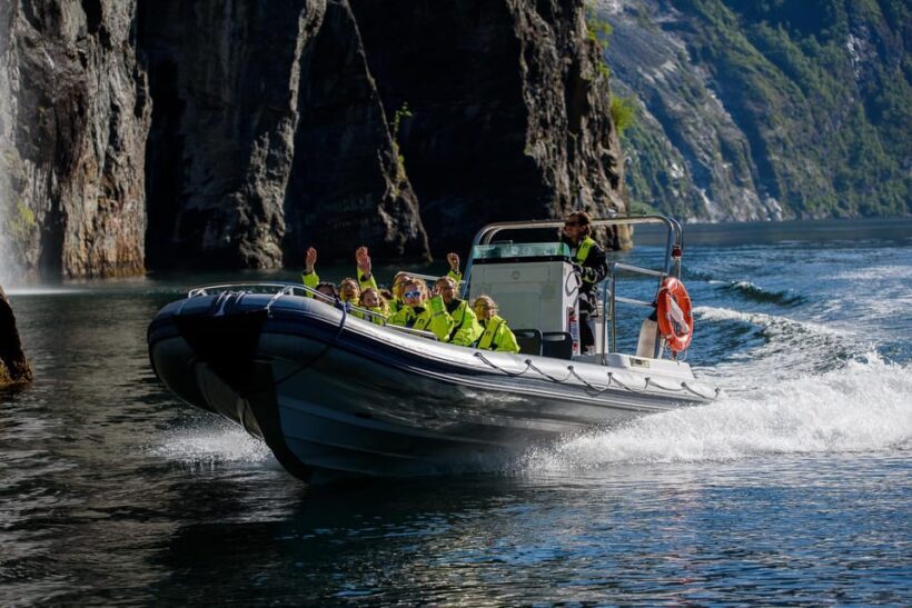 RIB Geiranger - Fjordsafari - The Experience in Context: Is It Worth It?