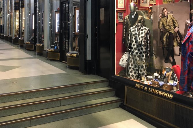 Rich People Behaving Badly - Excess, Greed, and the Fall From Grace