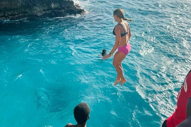 Rick's Cafe 4 in 1 Experience - Key Points