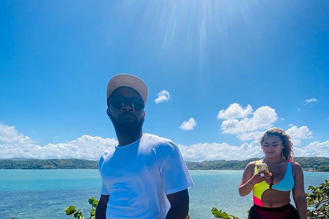 Ricks Cafe, Seven Mile Beach, Shopping - FAQs