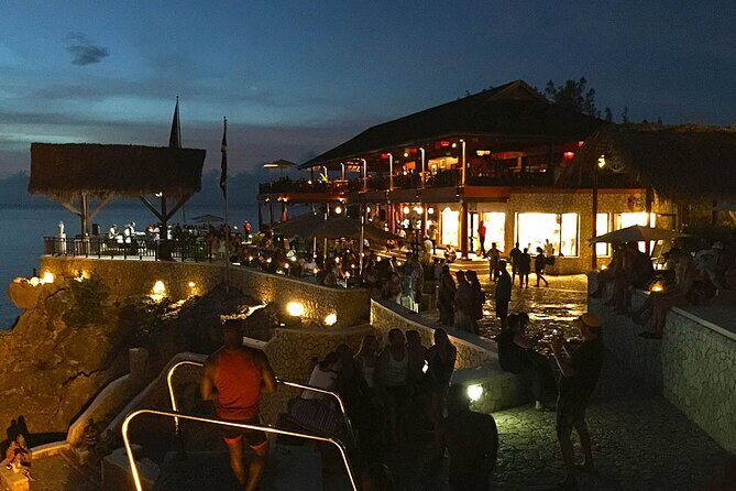 Rick's Cafe Sunset Tour with Transportation - FAQ