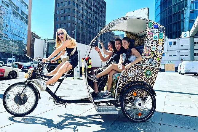 Rickshaw Private Sightseeing City Tour Berlin - Key Points