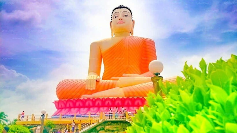 "Ride Through Paradise: Aluthgama & Bentota Tuk Tuk Tour" - Key Points