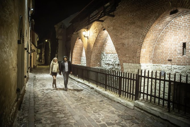 Riga at Night Photoshoot Tour - Iconic Landmarks to Capture