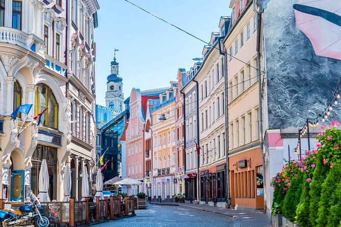 Riga Old Town, C Market & Art Nouveau Guided Walking Tour - Analyzing the Value