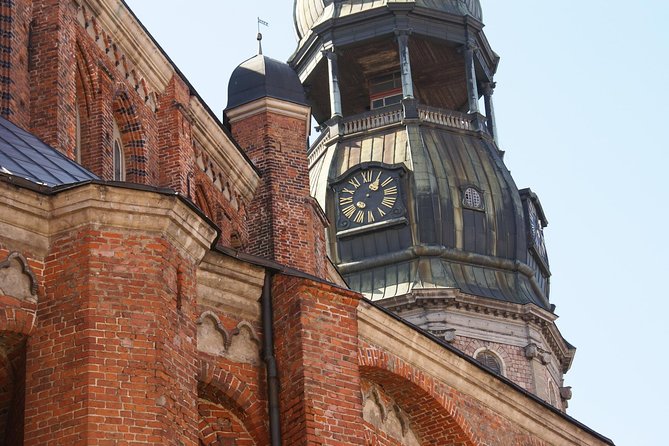 Riga Old Town Walking Tour Review - Participant Feedback and Recommendations
