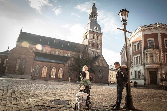 Riga Private Photoshoot Tour - Meeting and Ending Points