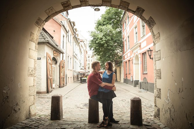 Riga Private Photoshoot Tour - Why Choose a Private Photoshoot in Riga