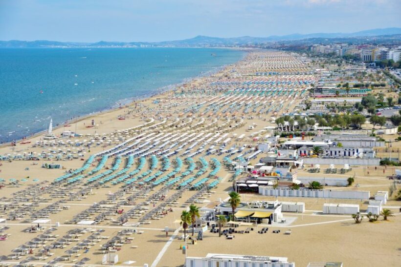 Rimini: Beach 42 Experience with Umbrella and Drink - FAQ