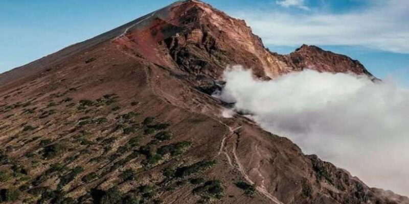 Rinjani Tracking 3D/2N - The Practical Side: Transport, Price, and Group Size