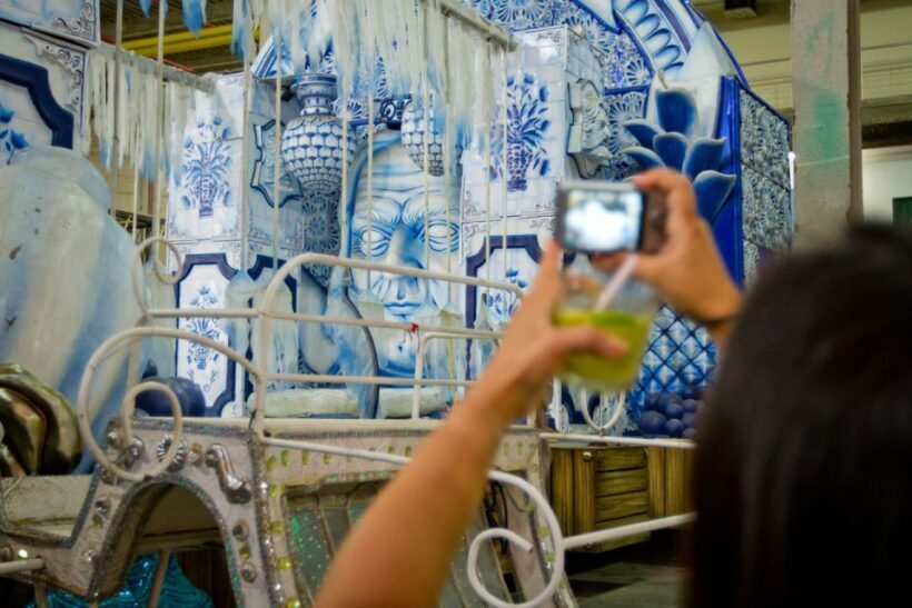 Rio: Carnival Backstage Tour at Samba City with Cocktail - FAQs