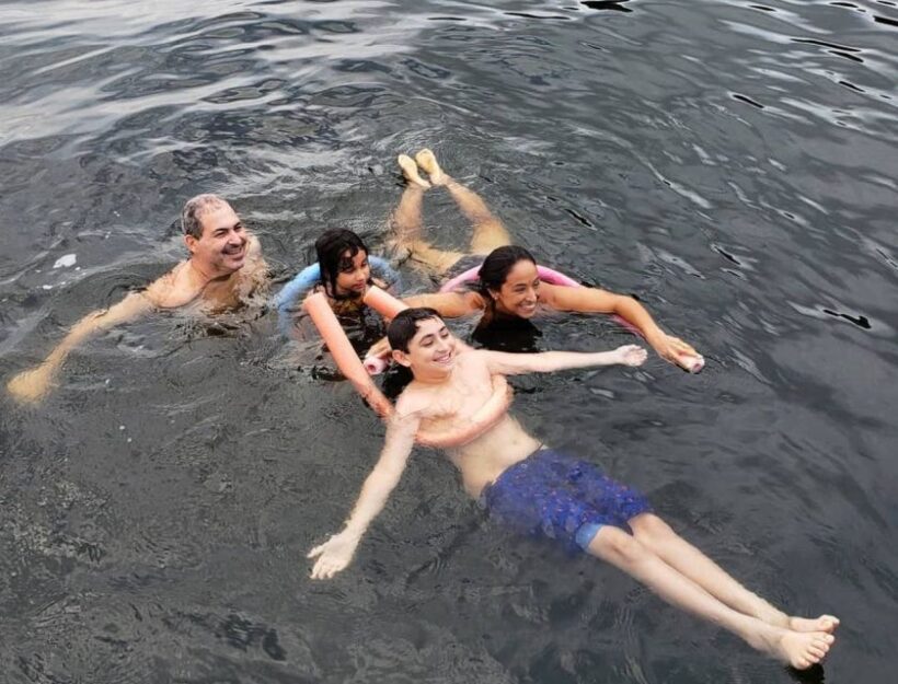 Rio de Janeiro: Boat Tour with Drinks and Swimming - Key Points