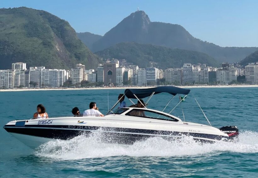 Rio de Janeiro: SpeedBoat Tour - Beach Tour with Beer - Key Points
