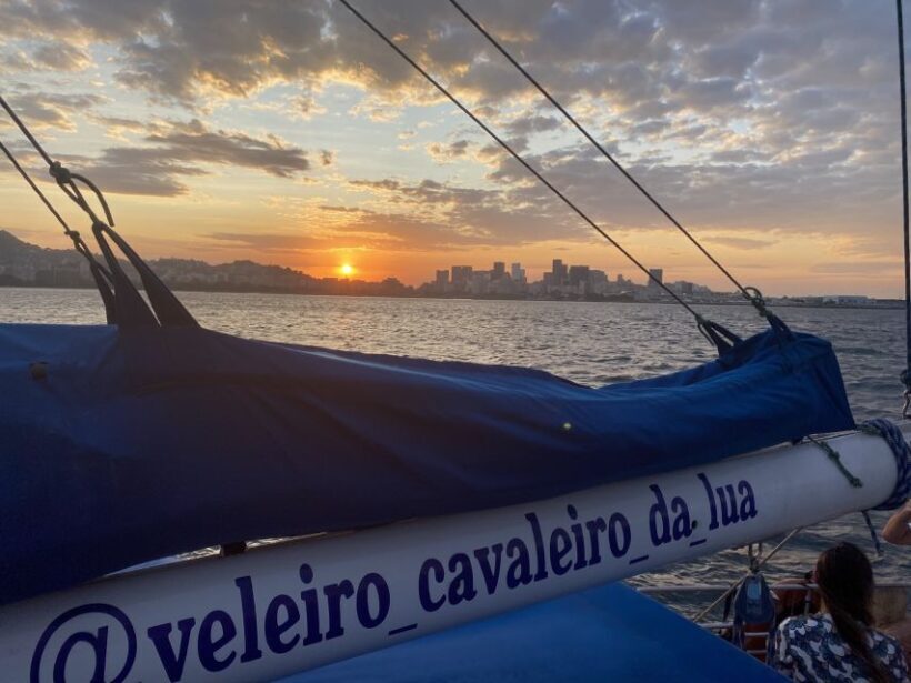 Rio de Janeiro: Sunset Sailboat Tour with Open Bar - Practical Tips for Your Trip