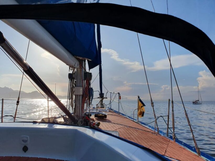 Rio de Janeiro: Sunset Sailboat Tour with Open Bar - FAQ