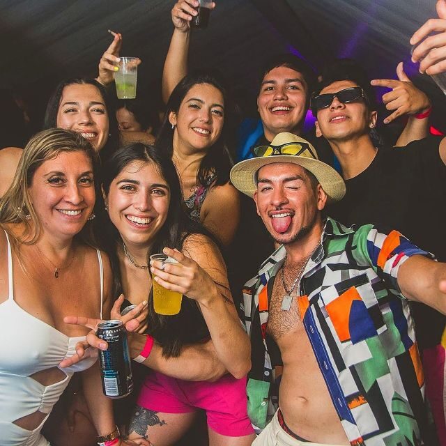 Rio de Janeiro: Unforgettable Boat Party Experience - Analyzing the Value