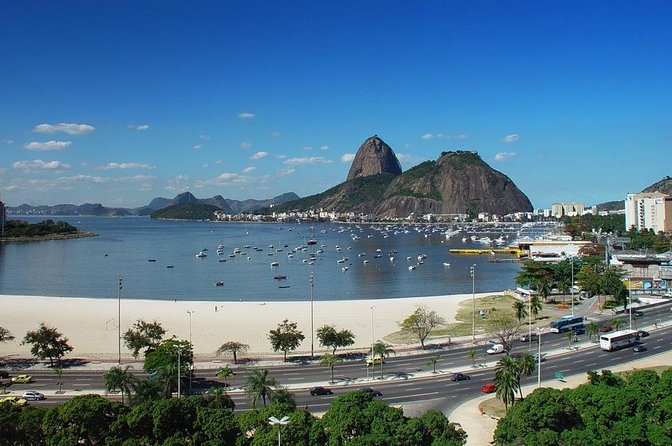 Rio From the Sea: Guanabara Bay Cruise With Optional Barbecue Lunch - Cruise Experience