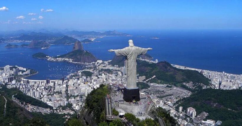Rio: Maracanã Stadium & Christ the Redeemer by Rack Railway - A Detailed Look at What to Expect
