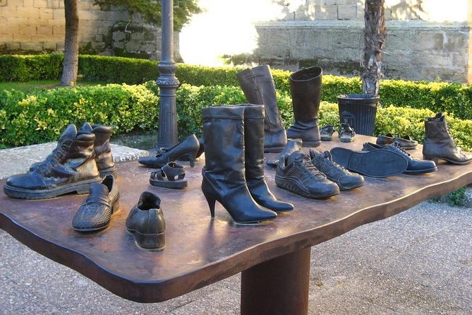 Rioja Wine Tour: Winery & Traditional Lunch From Vitoria - A Closer Look at the Rioja Wine Tour Experience