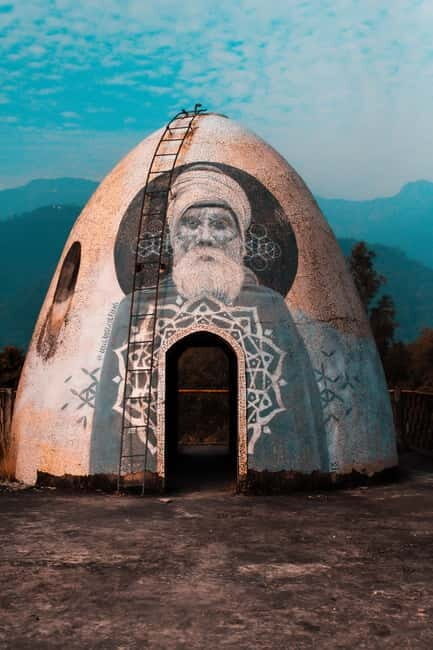 Rishikesh: Ashram Half-Day Guided Tour - Discover the Peaceful Charms of Rishikesh with the Ashram Half-Day Guided Tour