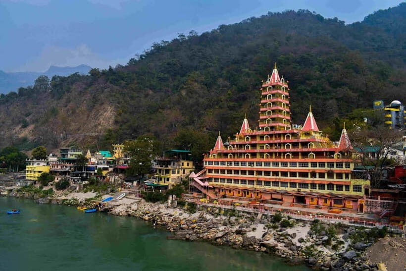 Rishikesh Spiritual Evening Tour with Sacred Ganga Aarti - Exploring Rishikesh in the Evening: What to Expect