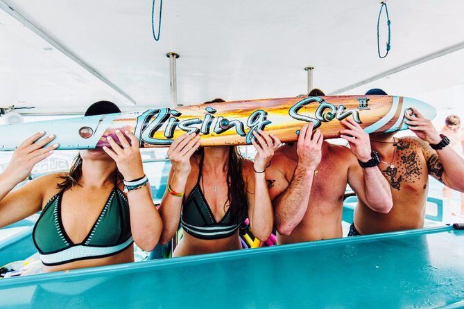 Rising Son Catamaran Adventure in Bermuda - A Detailed Look at the Bermuda Catamaran Experience