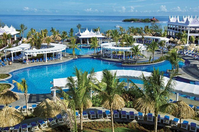 Riu Palace Montego Bay Private Airport Transfer - The Sum Up