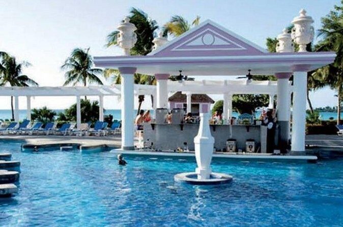 Riu Palace Tropical Bay Resort Private Airport Transfer - Who Should Consider This Transfer?