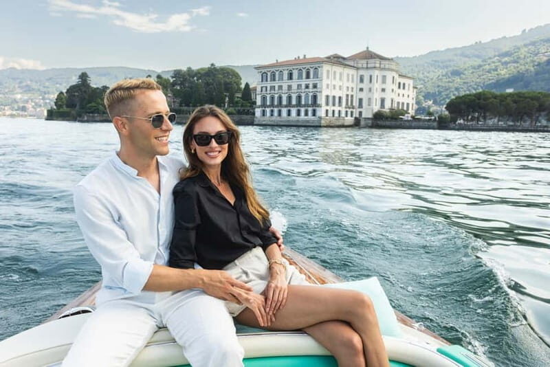 Riva boat One Hour tour Borromean Islands - The Sum Up