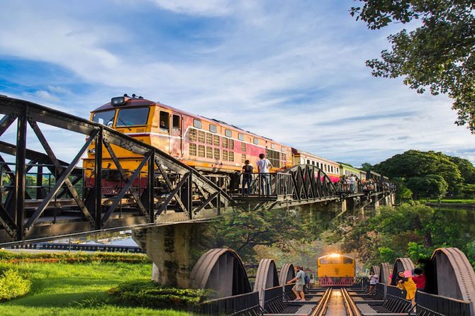 River Kwai Bridge and Floating Market Full-Day Combo - Detailed Itinerary Breakdown