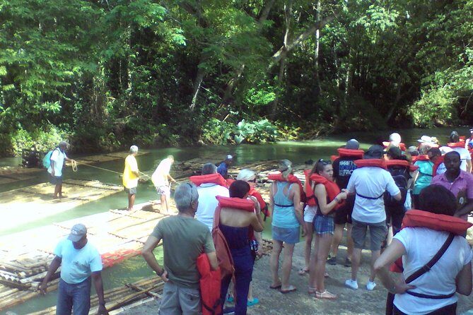 River Rafting | Radeaux | Balsa: Experience the Country Romance - FAQ