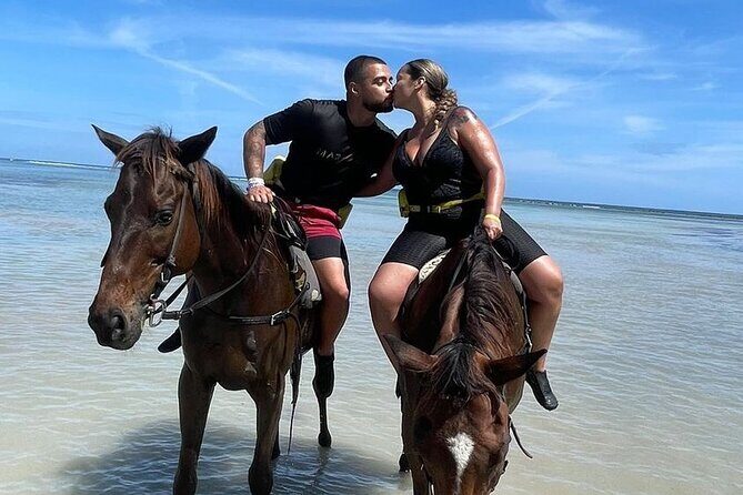 River tubing and horseback riding - Why This Tour Stands Out