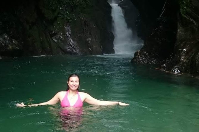 Rivering in The Danube (The Mermaid) - Inclusions