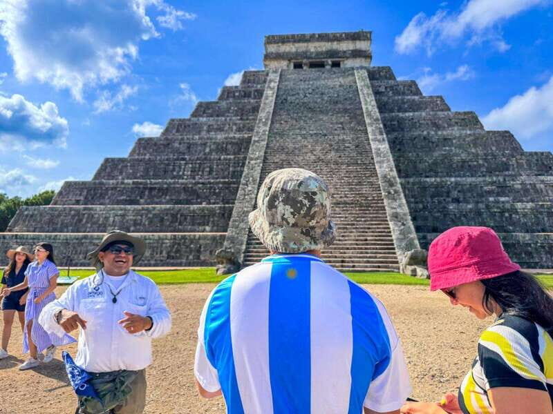 Riviera Maya: Chichen Itza Early Access with Pick-up & Lunch - Key Points