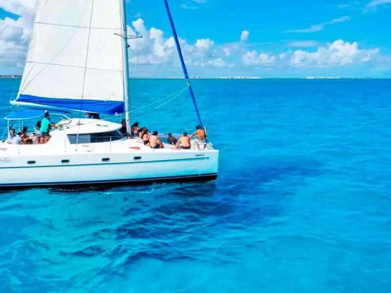 Riviera Maya: Private Catamaran Sailing for 42 Guests - An In-Depth Look at the Experience